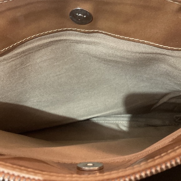 Iacucci | Bags | Iacucci Pelletteria Tan Hand Bag | Poshmark